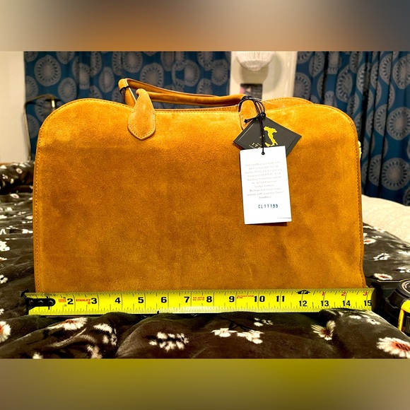 Claudia Firenze | Bags | Nwt Viral Claudia Firenze Tan Suede Tote Real ...
